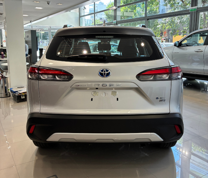 Toyota Corolla Cross Hybrid SEG 1.8 HEV eCVT | brum